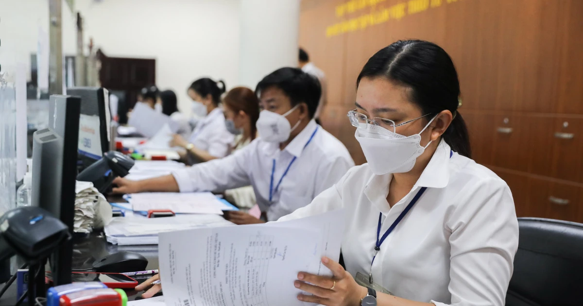 Bộ Nội vụ hướng dẫn xếp lương chủ tịch UBND xã, phường | Báo Điện tử An ...