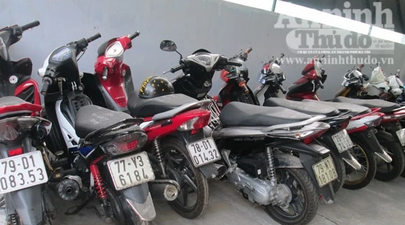 Phá nhóm đạo chích chuyên “ăn” xe máy xịn ở phố biển
