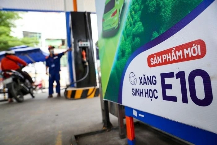 Giá bán xăng sinh học E10 RON95-V cao nhất 25.120 đồng/lít