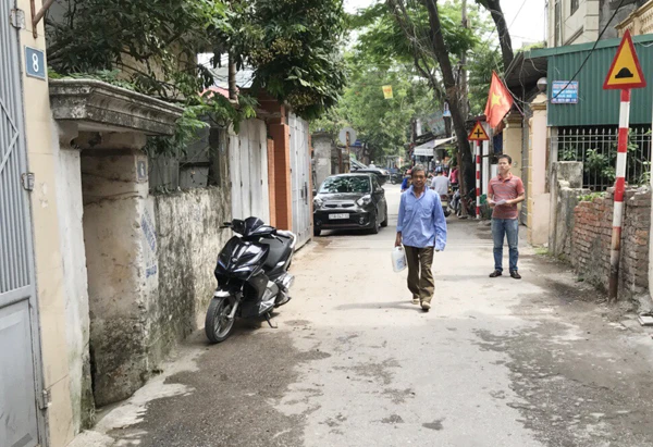 Thù tức vì bị thiếu tiền công, đổ xăng đốt cả nhà chủ