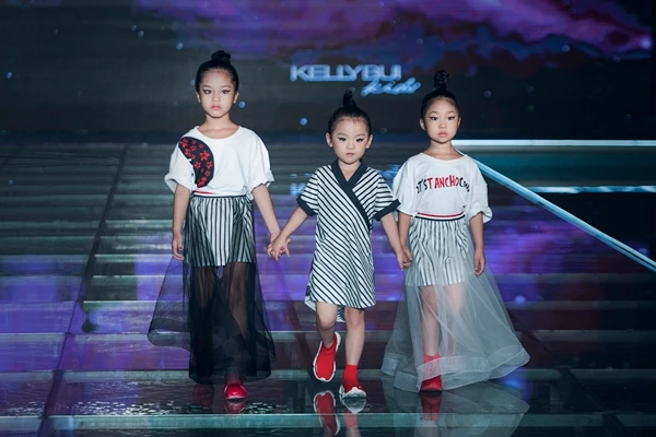 NTK Kelly Bùi mang BST đặc trưng của Nhật đến với trẻ em nhí