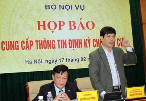 Kỷ luật các trường hợp bổ nhiệm người nhà làm lãnh đạo