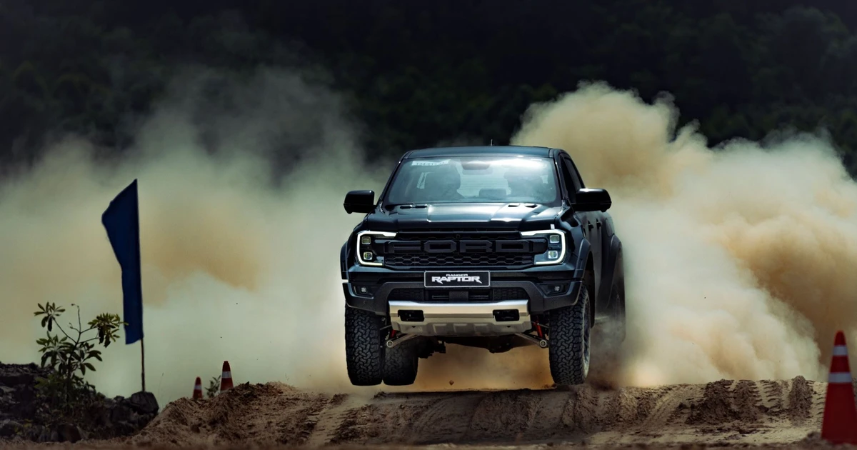 Khám phá Ranger Raptor 3.0L V6 EcoBoost mới của Ford Việt Nam | Báo ...