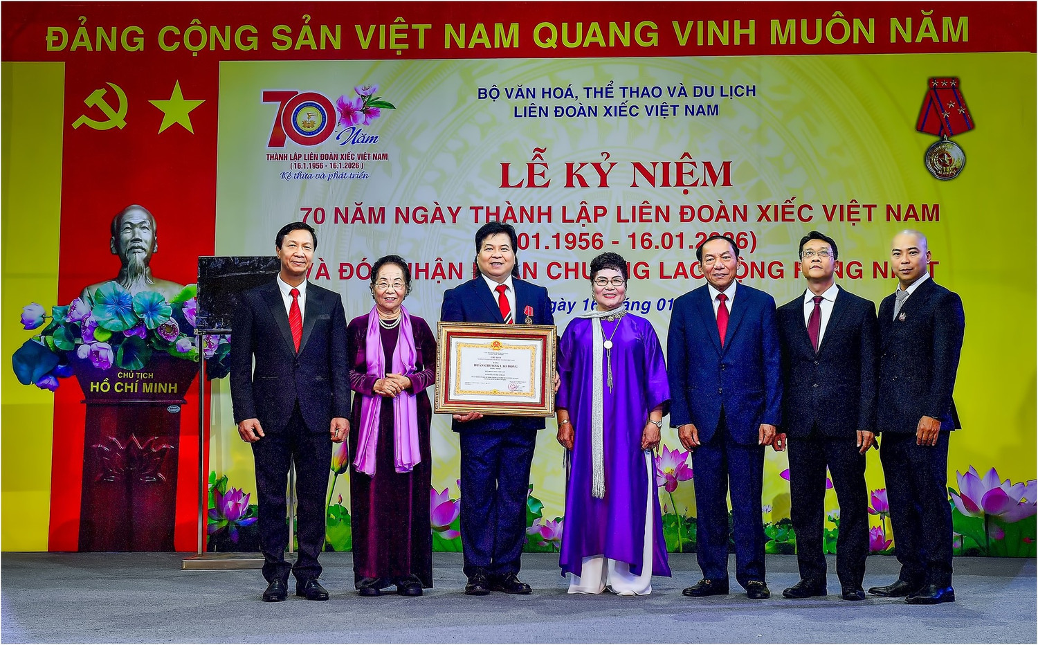Liên đoàn Xiếc Việt Nam kỷ niệm 70 năm thành lập và đón nhận Huân ...